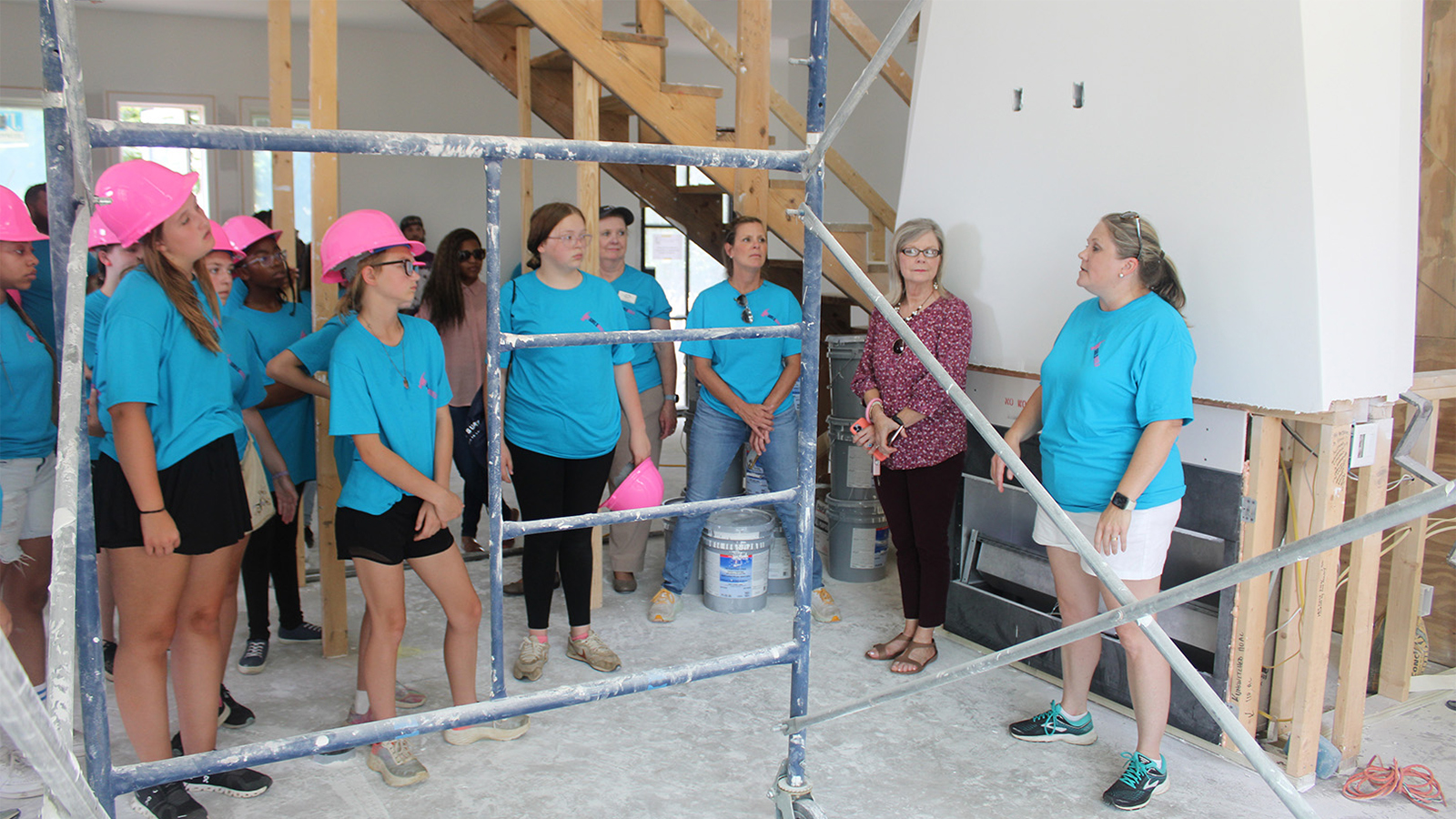 Alabama Building Camp Introduces Middle School Girls to the Trades | NAHB